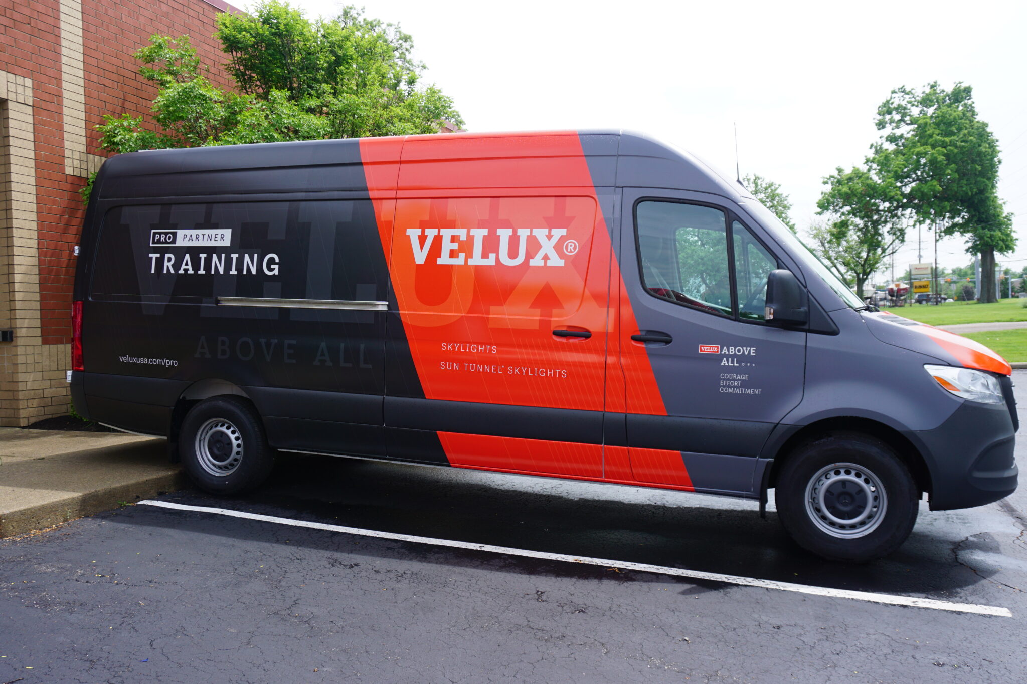 The Fleet Graphics People | Advertising Vehicles